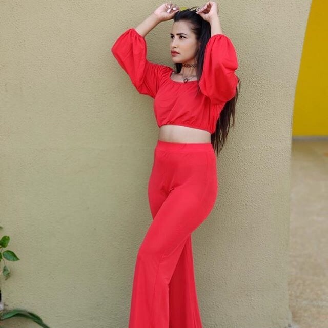 Pooja Thapa - @poojathapa12 TikTok Analytics | Profile, videos ...