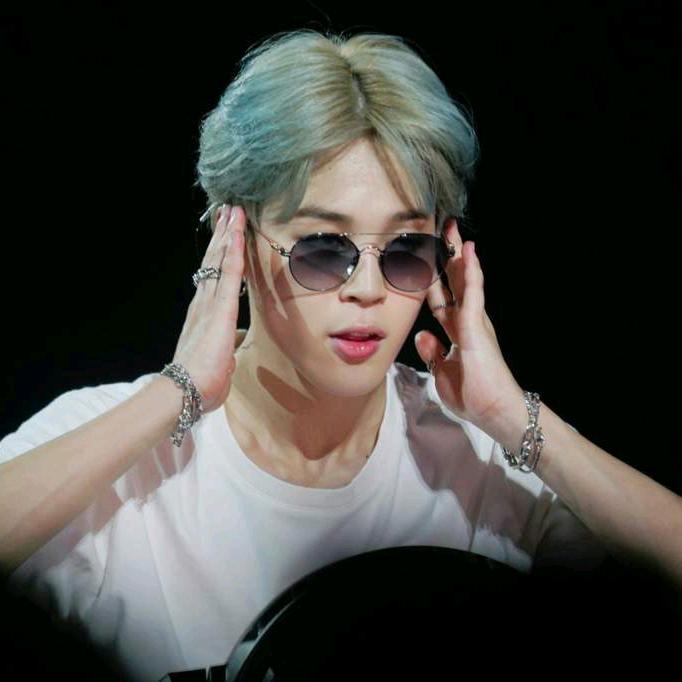 Jin Pak's Instagram, Twitter & Facebook on IDCrawl