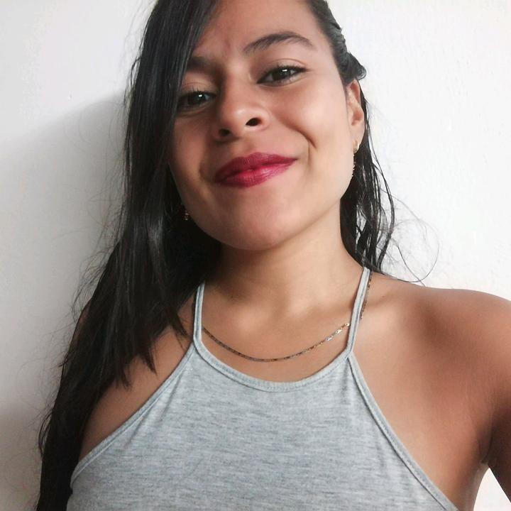 Alexandra Mora's Instagram, Twitter & Facebook on IDCrawl