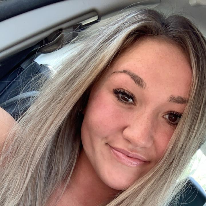 Amber Stratton's Instagram, Twitter & Facebook on IDCrawl