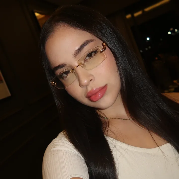 Natalia Salas (@nataliasalasv) - Urlebird