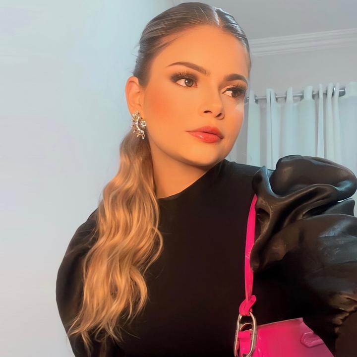 🦄 @ccarolinemelo - Caroline Melo - TikTok