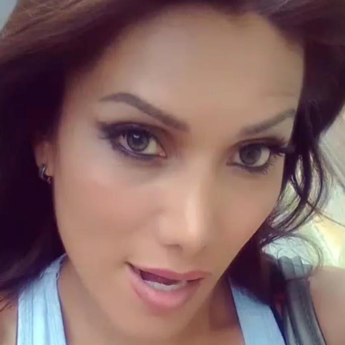 actitud y amor propio se llama 😘😘😃😘😃😘 @karensita008 - TikTok Video