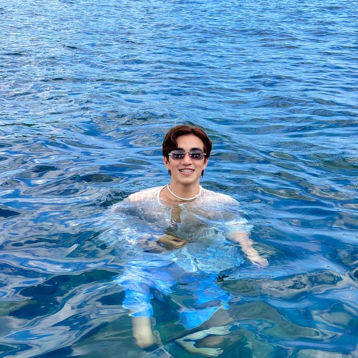 Makapal na medyas for only 29 pesos | _deligs on IG (@deligs_01)