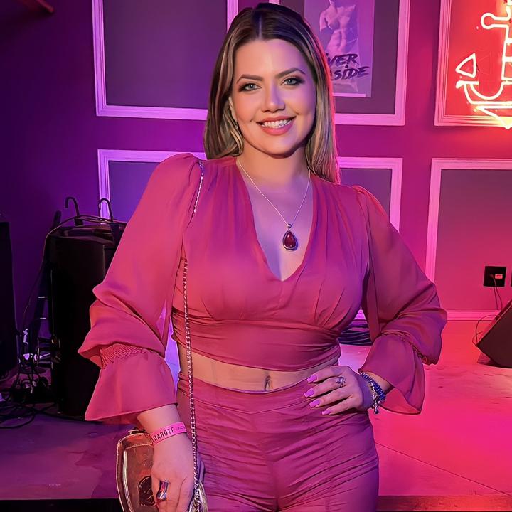 🦄 @deboraportooficial - Debora Porto - TikTok