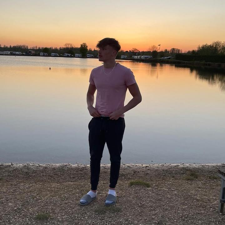 🦄 @oliver.dean - Oliver D - TikTok