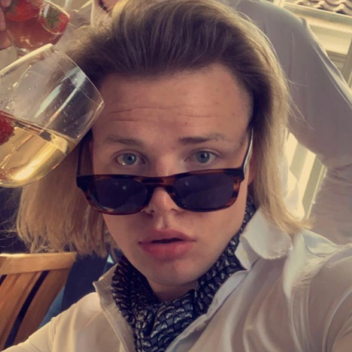 🦄 @kunstig_blond - Morten Ruud - TikTok