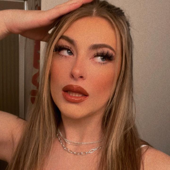 Nicole Lober's Instagram, Twitter & Facebook on IDCrawl