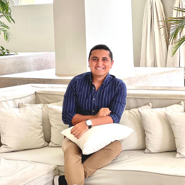 🦄 @travelwithraad - مصطفى رعد | Mustafa Raad - TikTok