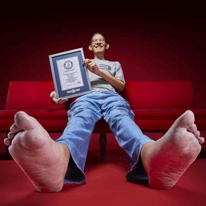 🦄 @elpieguinnessoficial - - TikTok