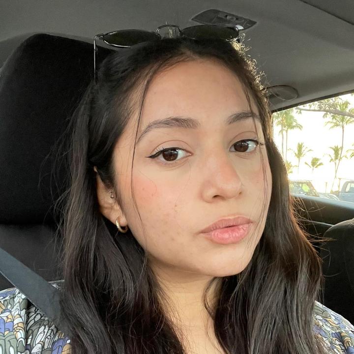 🦄 @itsleslieking - Leslie King