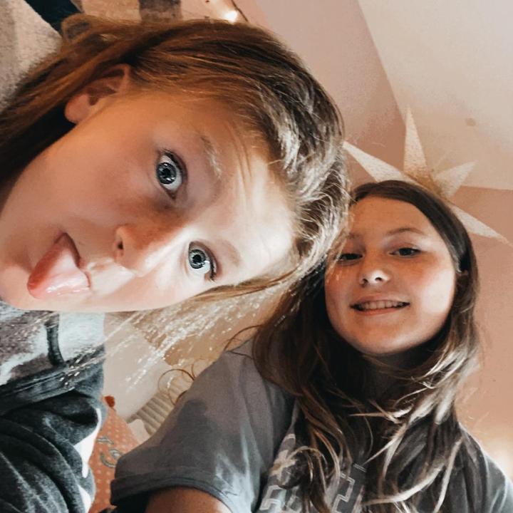 Travis told me to make a tik tok and post it @syd_spam_account_idk_why ...