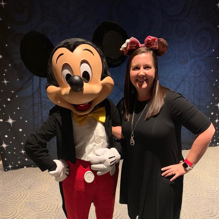 🦄 @jennturnerdisneyplanner - Jenn Turner - Vacation Planner - TikTok