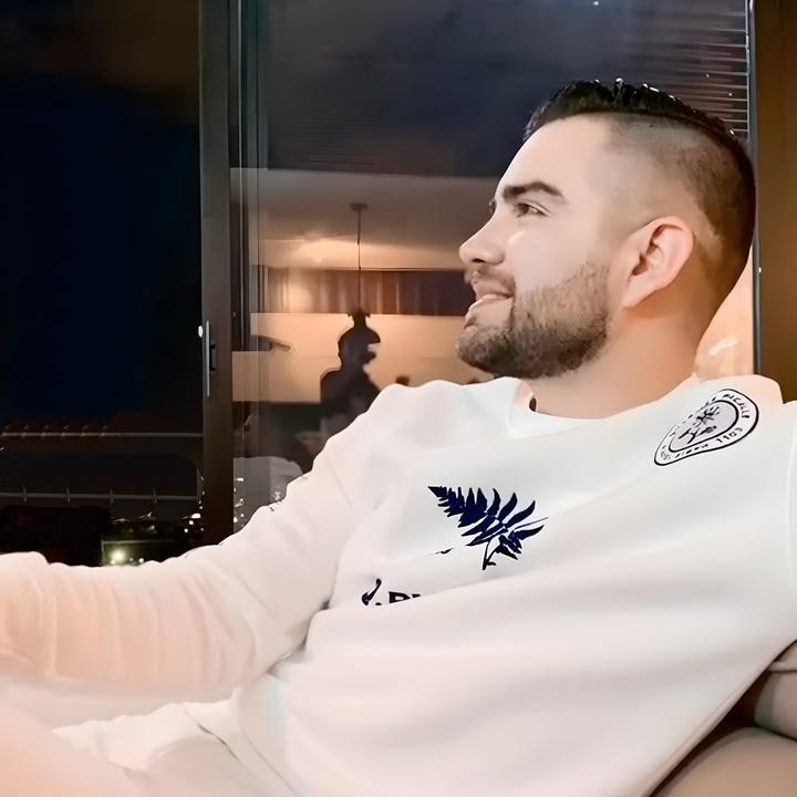 🦄 @edwingarciaoficial - Edwin García - TikTok