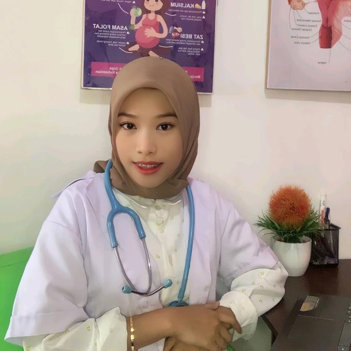 ENDOMETRIOSIS Endometriosis adalah kondisi ketika endometrium tumbuh di ...