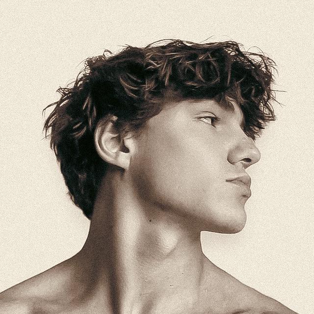 🦄 @lucaswoodofficial - Lou - TikTok