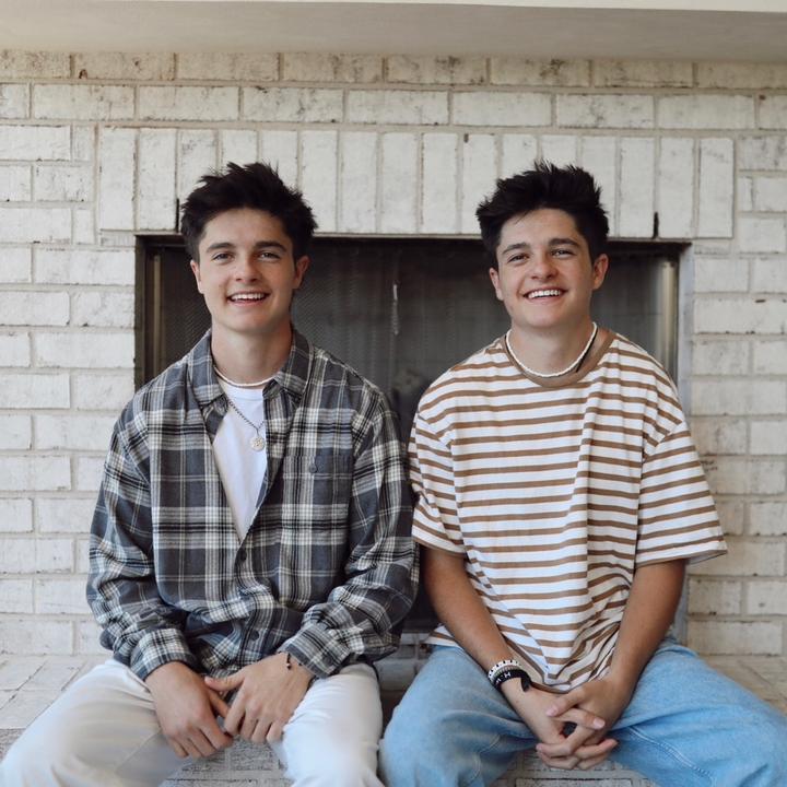 🦄 @brockandboston - Brock and Boston - TikTok