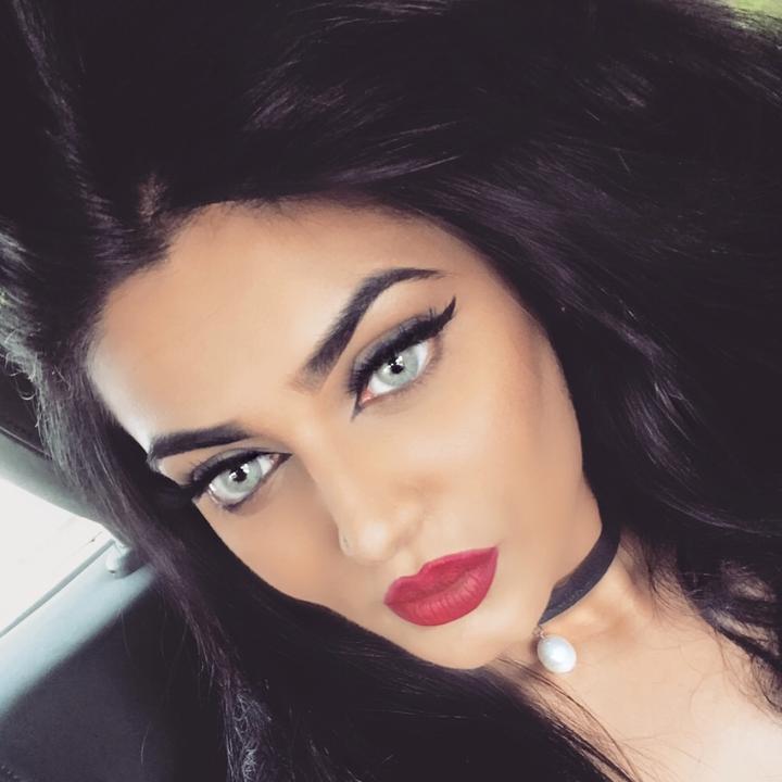 🦄 @amnayaqoobofficial - Amna Yaqoob - TikTok
