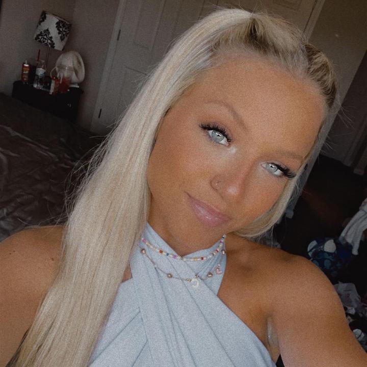 🦄 @carolinecolston - Caroline Colston - TikTok