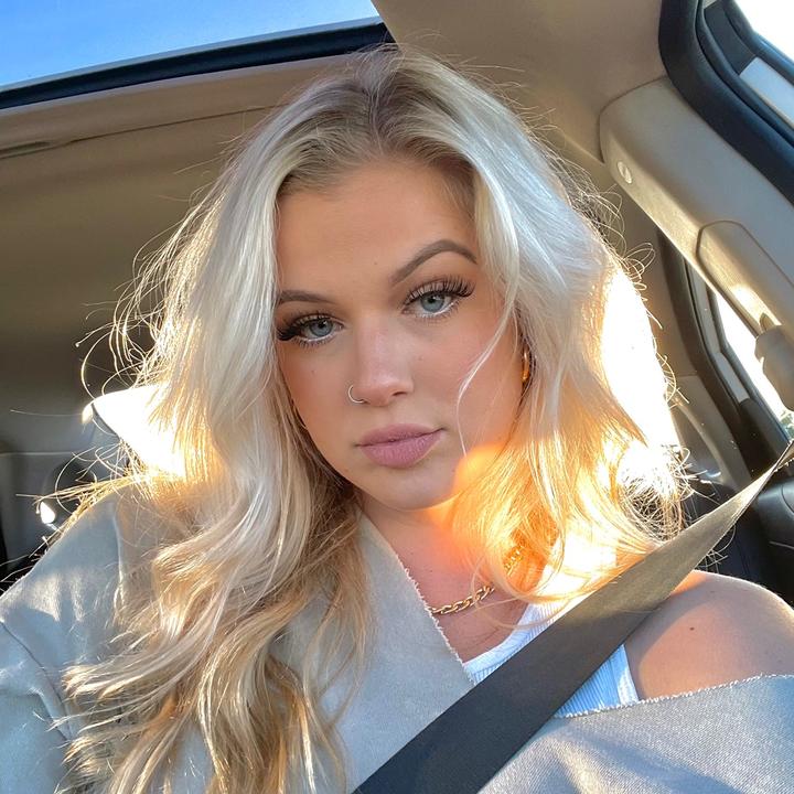 🦄 @ava.burns - Ava💜 - TikTok