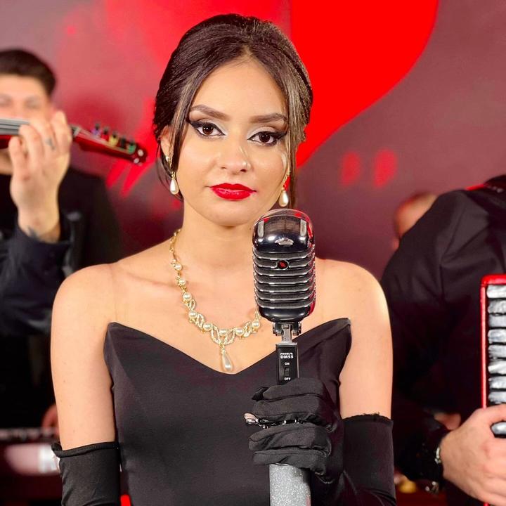 🦄 @denisamusicofficial - Denisa Turcanu🎶 - TikTok