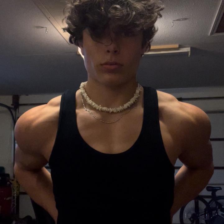 🦄 @tyrounsaville1 - Ty Rounsaville - TikTok