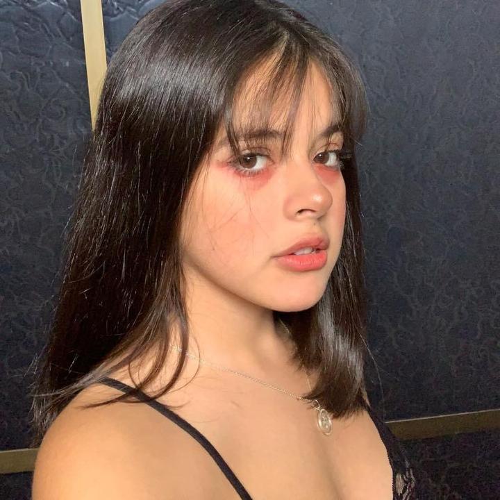🦄 @cheli_._._ - 🦴cheli