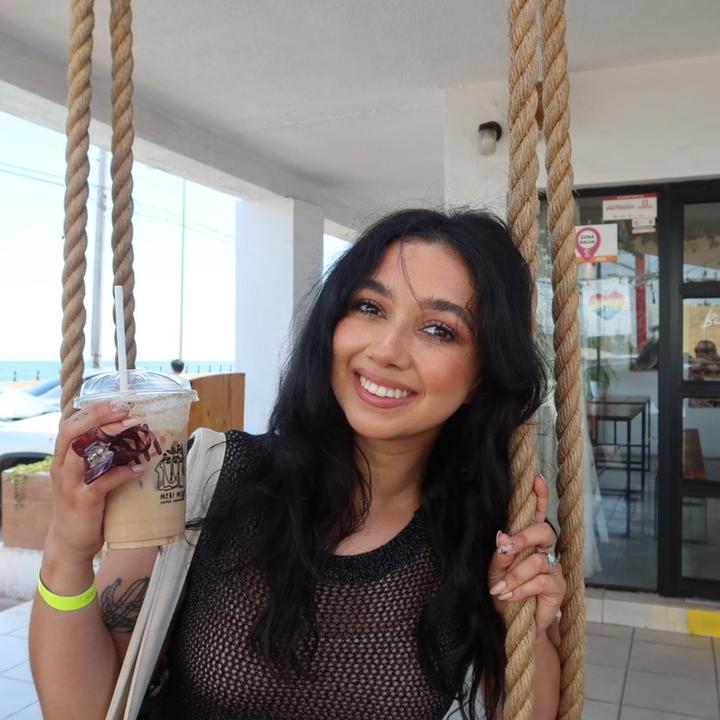 🦄 @victoriasadventurebook - Victoria Cardenas - TikTok