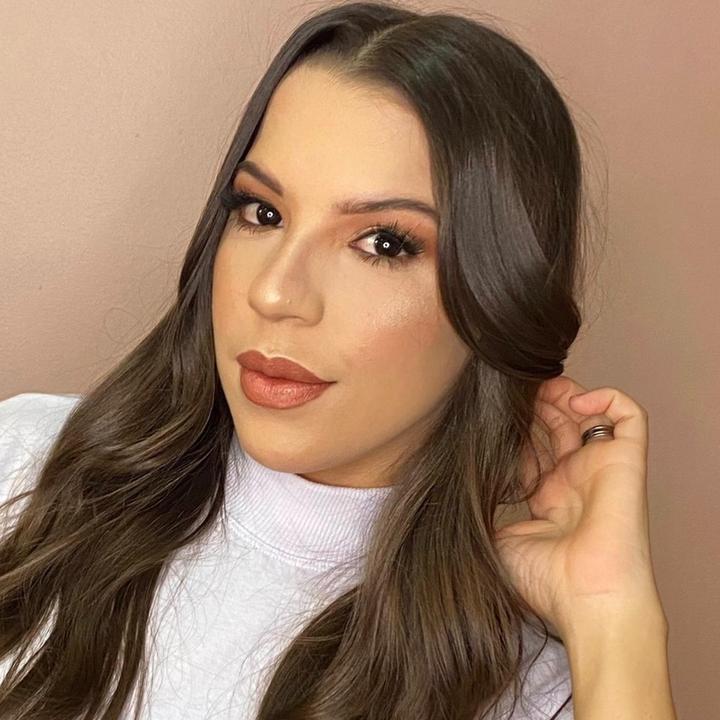 🦄 @luanarabelooficial - Luana Rabelo