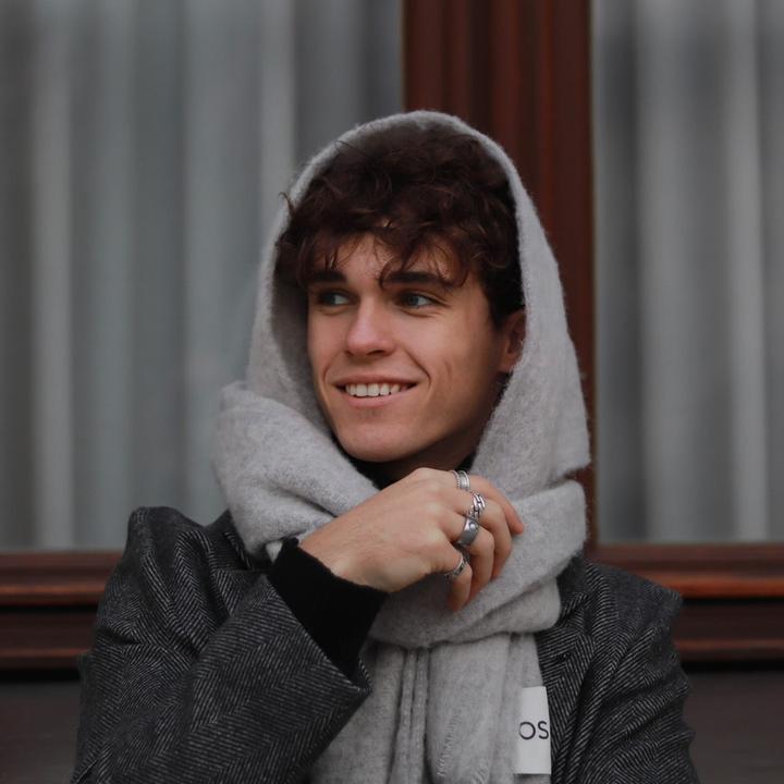 This is your sign to start romanticising YOUR own life and treating ...