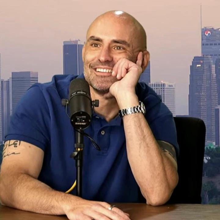 🦄 @tomwardofficial - Tom Ward Show - TikTok