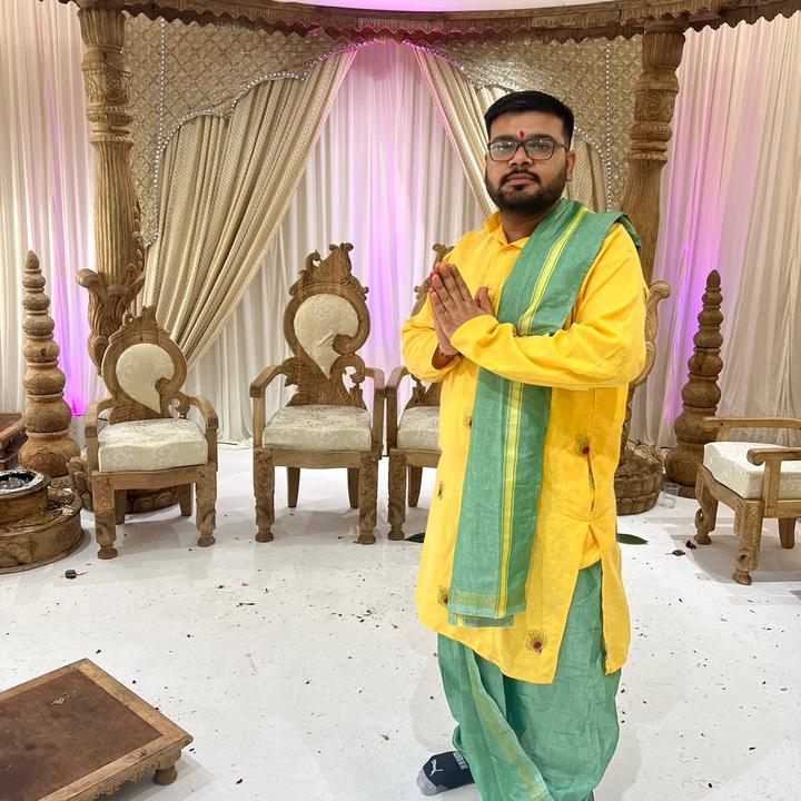 🦄 @hindupriestmahraj1 - Mayur Bhatt _Hindu Priest - TikTok