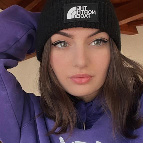 Sara Rusin's Instagram, Twitter & Facebook on IDCrawl