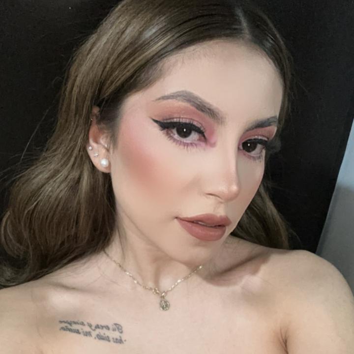 Karina Olvera's Instagram, Twitter & Facebook on IDCrawl